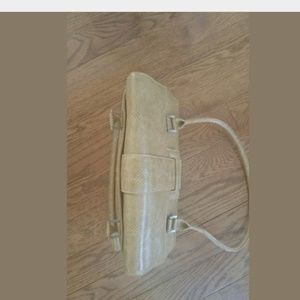 Charlie Lapson | Bags | Charlie Lapson Tan Satche Handbag Magnetic ...